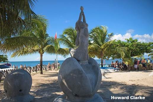 Nutmeg Princess comes alive at the Underwater Sculpture Park In Grenada ...