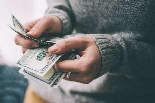 Managing Your Money Amid the Current Crisis