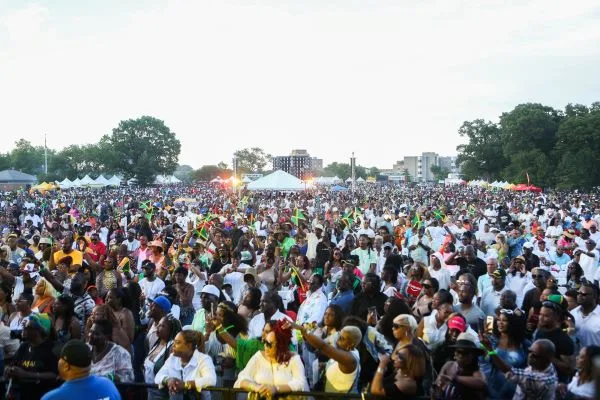Groovin In The Park had Fans Grooving All Night Long