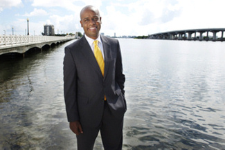 The M. Athalie Range Cultural Arts Foundation Awards Prominent ...